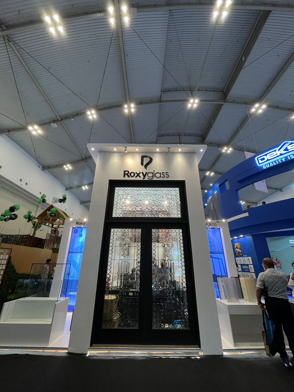 Roxy Glass – Indonesia’s Safety Architectural & Decorative Glass Supplier